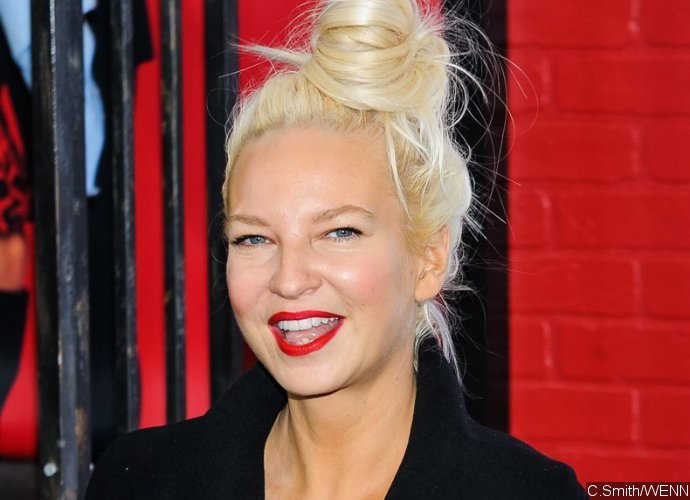 Sia Shares Her Naked Picture 'for Free' to Fight Back Paparazzo | 1...