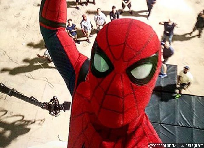 New 'Spider-Man: Homecoming' Set Photos and Video: See Spidey Stop a ...