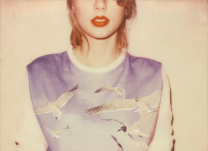 Taylor Swifts 1989 Is Fifth Album Ever To Spend 1 Year In Top 10 Of