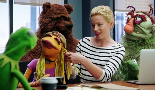 'The Muppets' 10-Minute Clip Features Celebrity Cameos