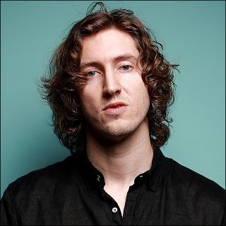 Dean Lewis Latest News, Bio, Profile, Album, Movie and Photo.