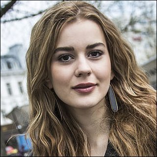 Emmelie de Forest Latest News, Bio, Profile, Album, Movie and Photo.
