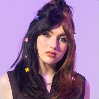 GAYLE Latest News, Bio, Profile, Album, Movie and Photo.