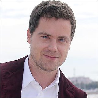 Greg Poehler Pictures, Latest News, Videos.
