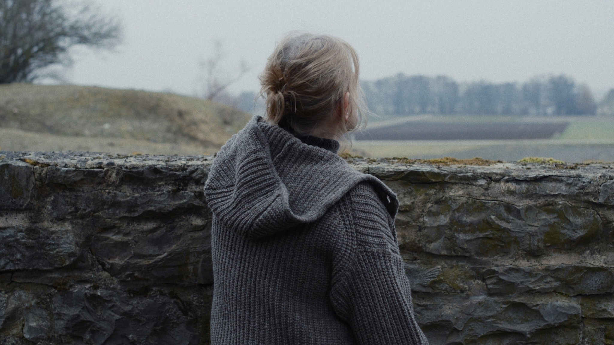 A Fading Man (2026) - Movie Stills & Photos | AceShowbiz