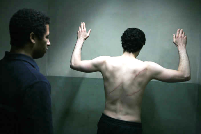 A Prophet (2010) Cast, Crew, Synopsis and Movie Info