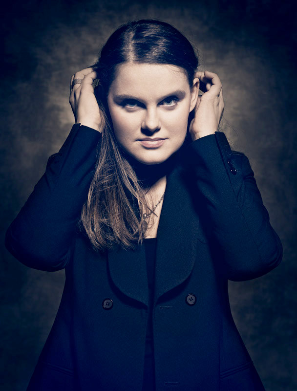 After.Life (2010) Pictures, Photo, Image and Movie Stills