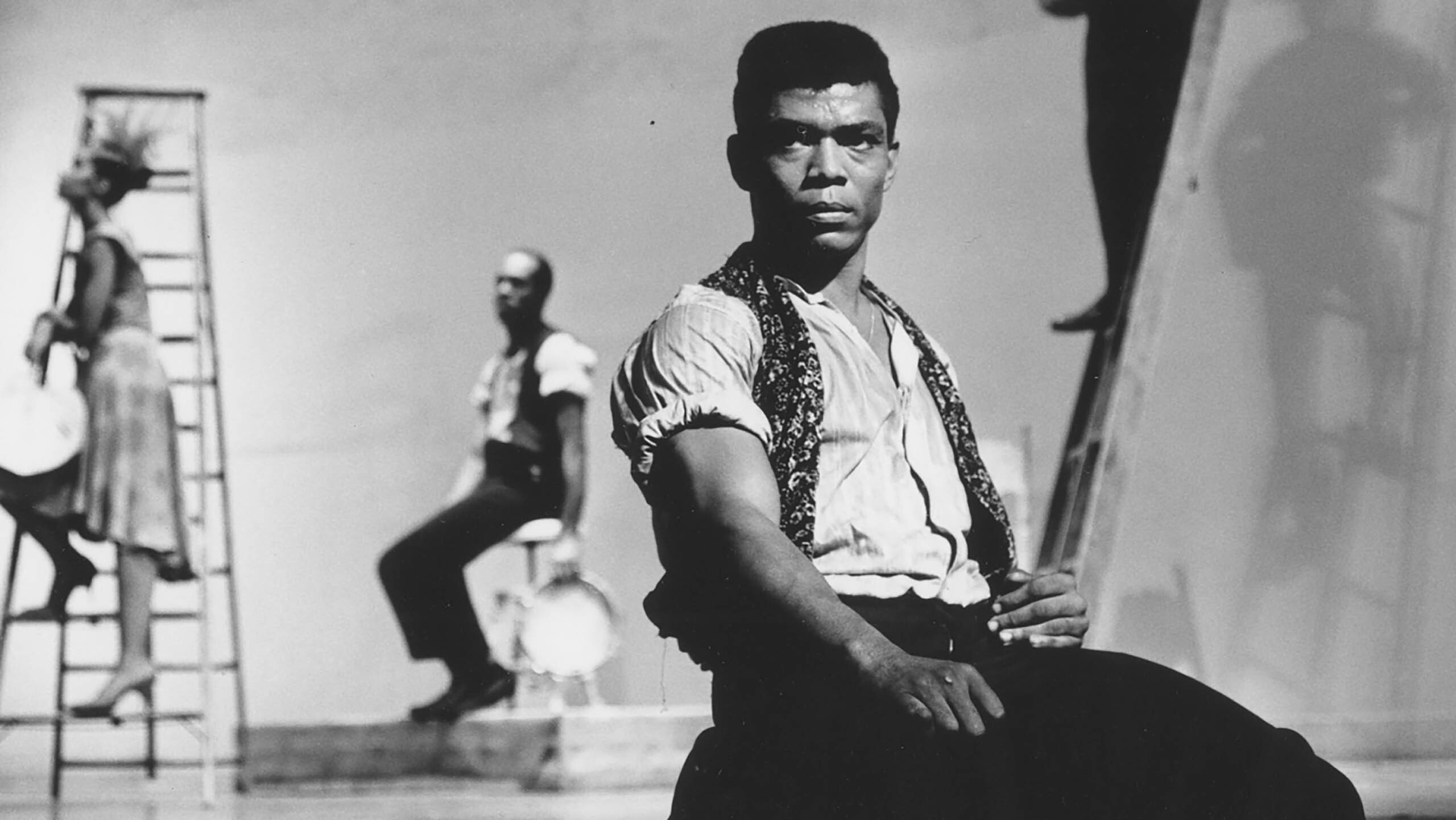 Ailey Picture 5 | AceShowbiz