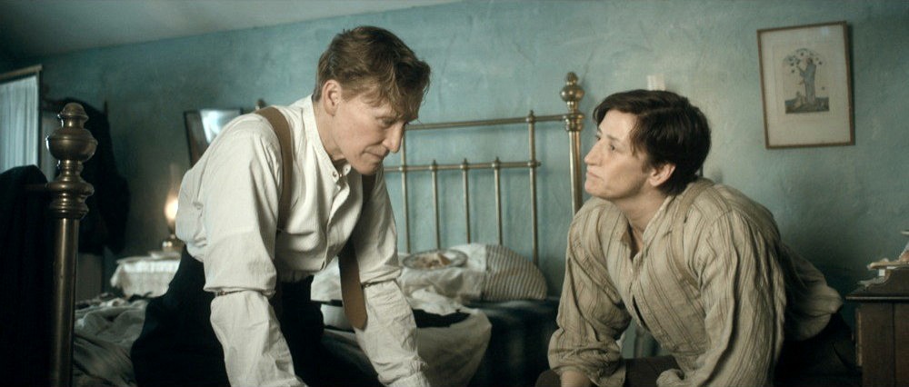 Albert Nobbs (2012) Cast, Crew, Synopsis and Movie Info