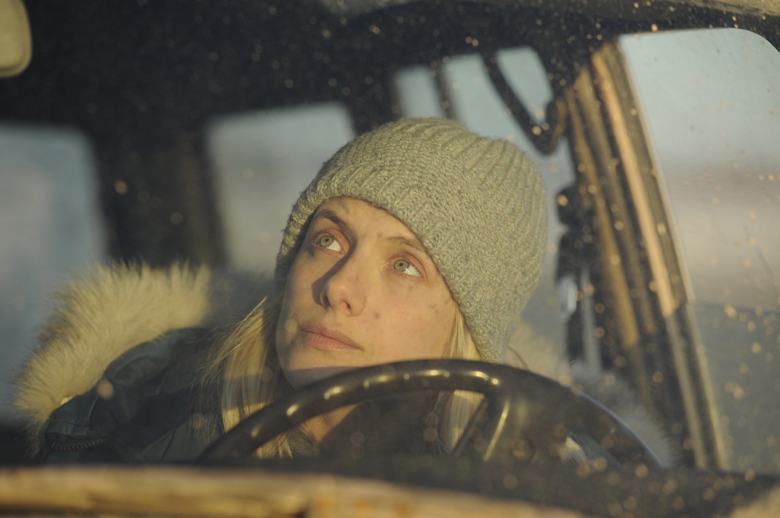 Aloft (2015) - Cast, Reviews & Trailer | AceShowbiz