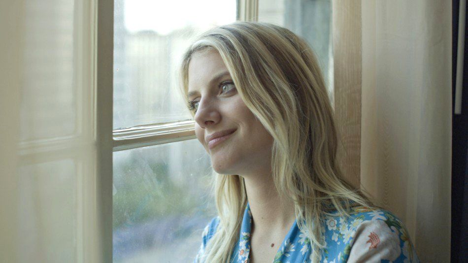 Beginners (2011) Cast, Crew, Synopsis and Movie Info