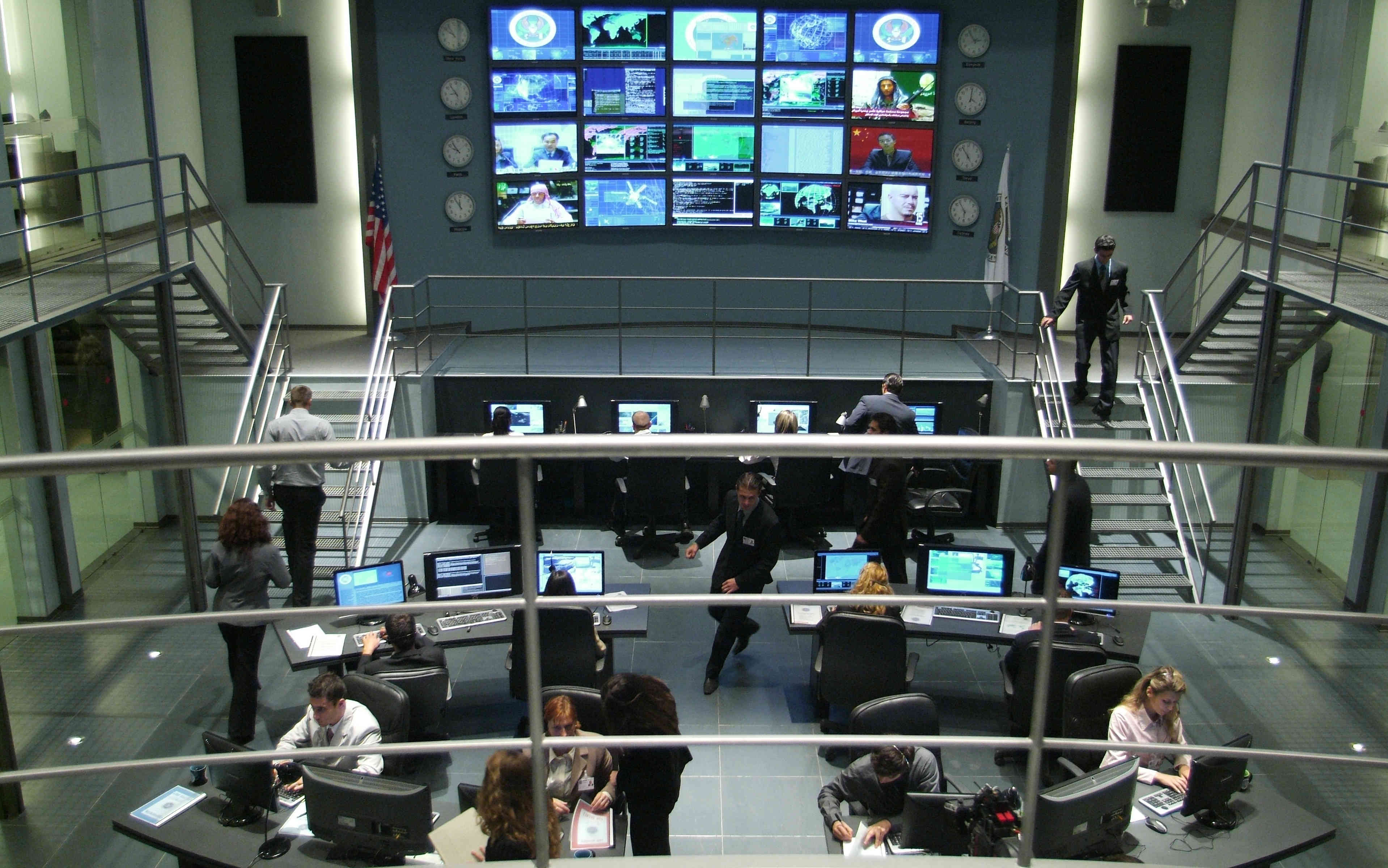 Echelon Conspiracy (2009) by Greg Marcks | AceShowbiz