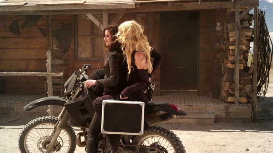 Guns, Girls & Gambling Picture 2