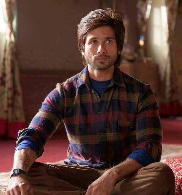 Haider (2014) - Vishal Bhardwaj Film | AceShowbiz