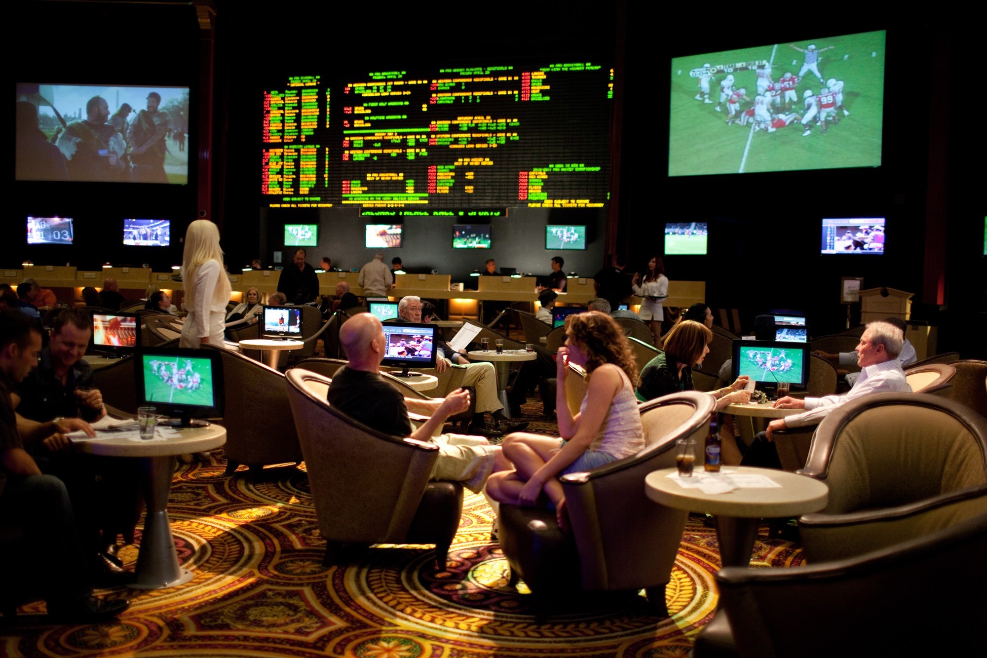 Lay the Favorite Picture 22