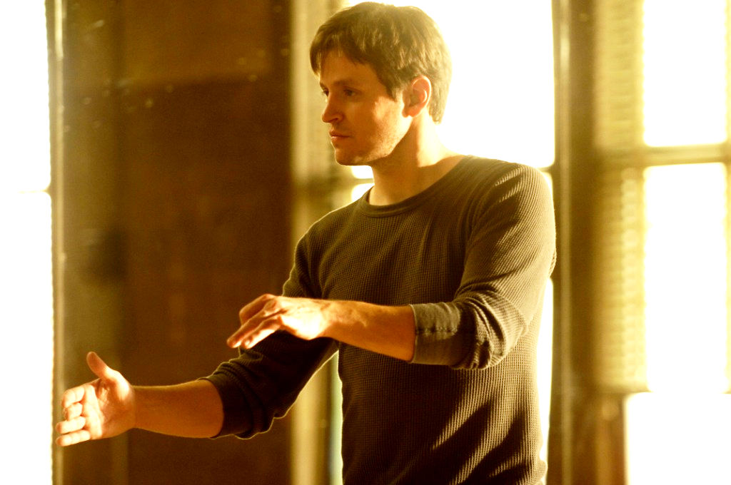 Love N' Dancing Picture 2