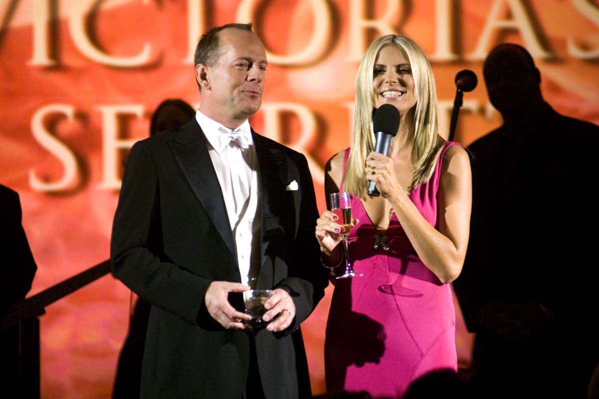 Perfect Stranger Picture 12