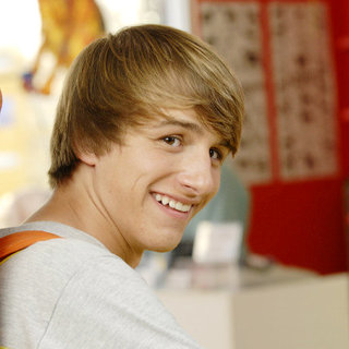 Fred: The Movie (2010) Cast, Crew, Synopsis and Movie Info