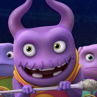 Home (2015) (2015) by Tim Johnson | AceShowbiz