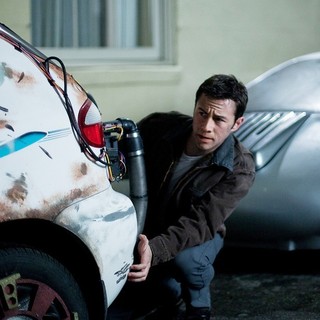 Looper Picture 57