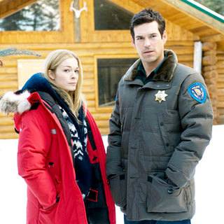 Northern Lights (2009) Cast, Crew, Synopsis and Movie Info