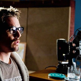 Sinister (2012) Cast, Crew, Synopsis and Movie Info