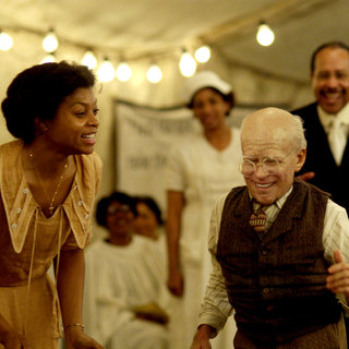 The Curious Case of Benjamin Button Picture 9