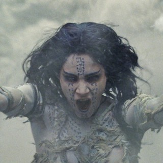 First Look at Sofia Boutella as The Mummy on Movie Set