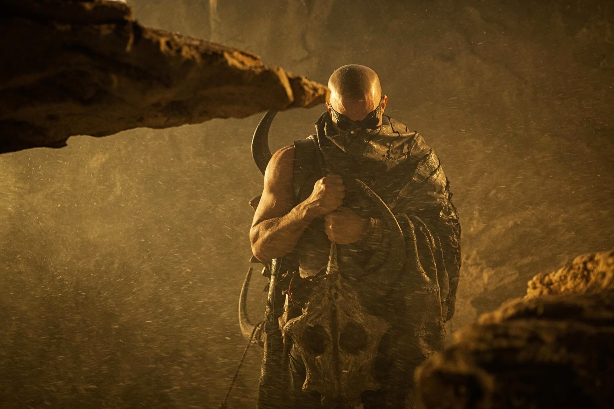Riddick (2013) Cast, Crew, Synopsis and Movie Info