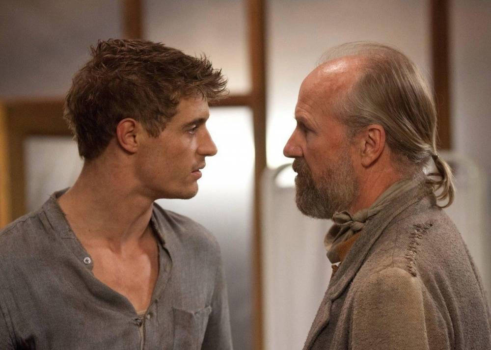 Host (2013), The Picture 10