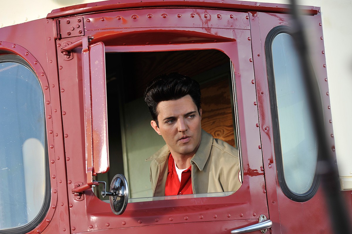 Identical, The Picture 20