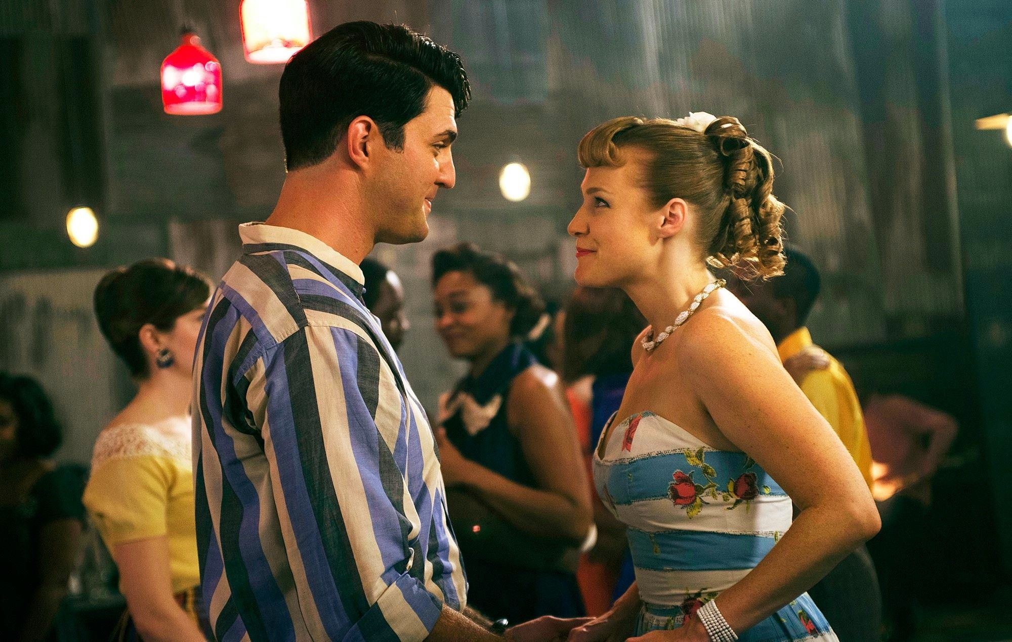 Identical, The (2014) - Drama Film | AceShowbiz