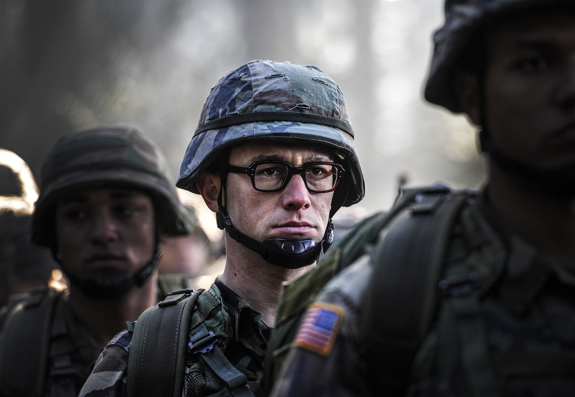 Snowden (2016) Cast, Crew, Synopsis and Movie Info