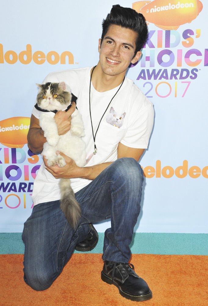 aaron-benitez Picture 1 - Nickelodeon's 2017 Kids' Choice Awards - Arrivals