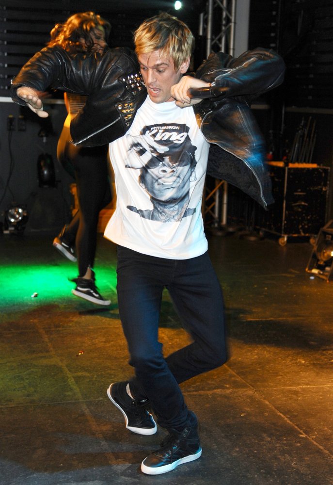 Aaron Carter Picture 1 - Aaron Carter Performing Live During A Concert