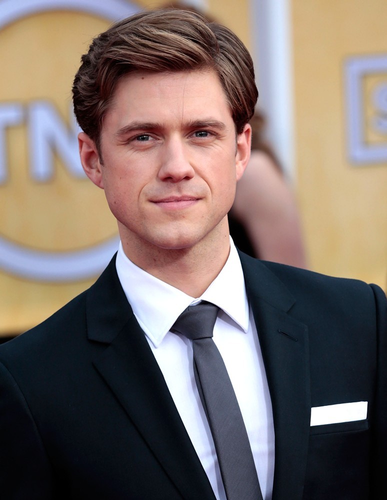 Aaron Tveit Picture 1 - 19th Annual Screen Actors Guild Awards - Arrivals