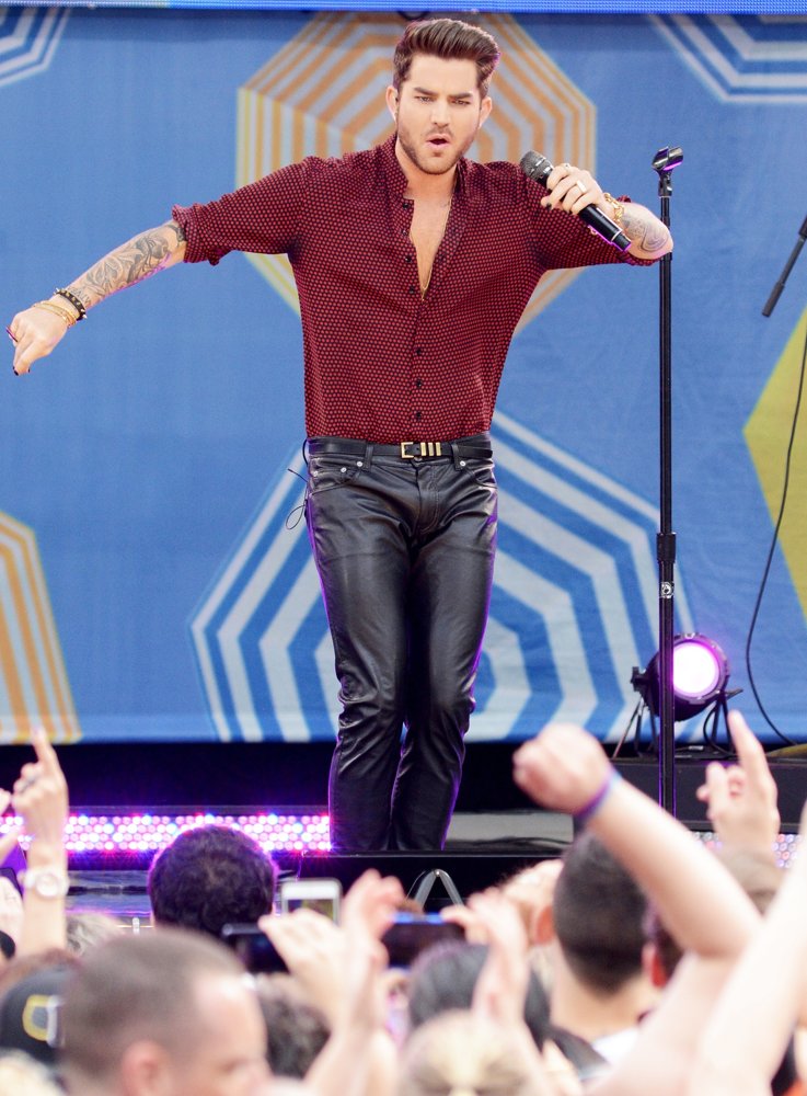adam-lambert Picture 1 - Adam Lambert Performs Live on ABC's Good ...