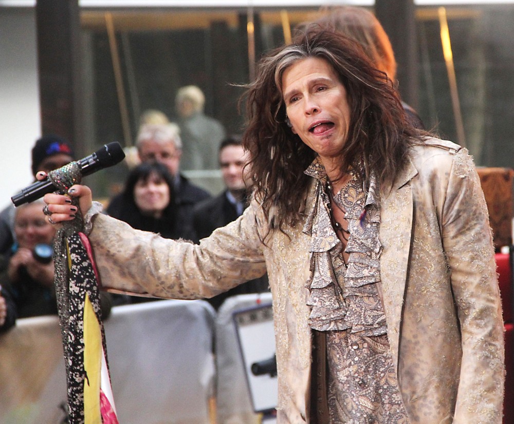 Steven Tyler Picture 1 - Aerosmith Performing Live During The Today ...