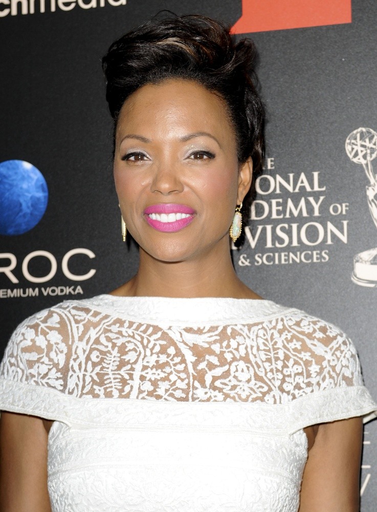 Aisha Tyler Picture 1 - The 40th Annual Daytime Emmy Awards - Arrivals ...