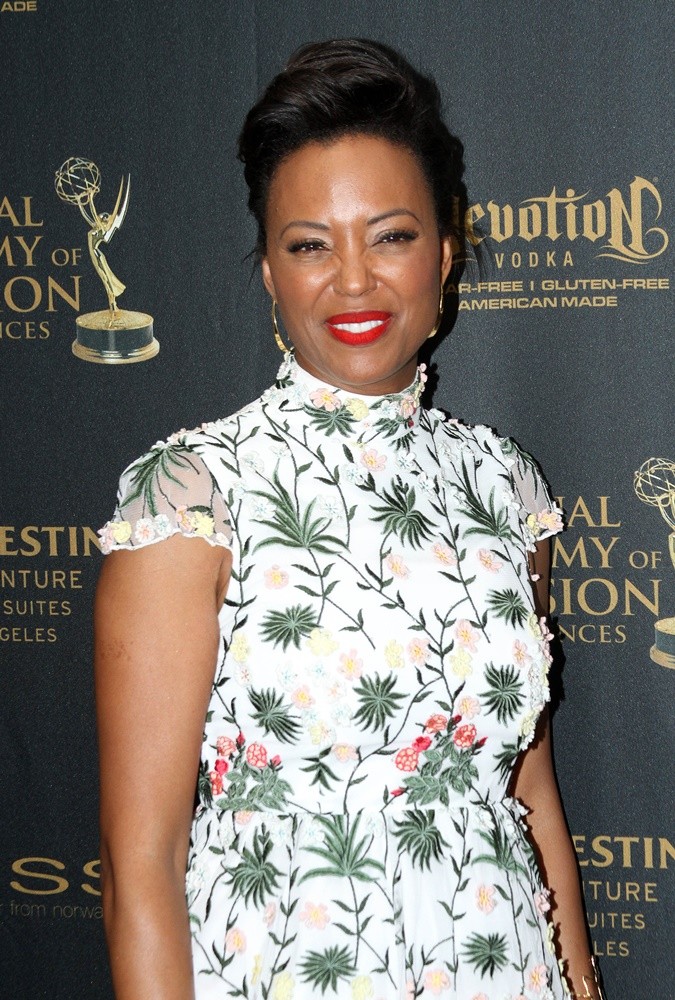 aisha-tyler Picture 1 - 43rd Annual Daytime Emmy Awards - Press Room