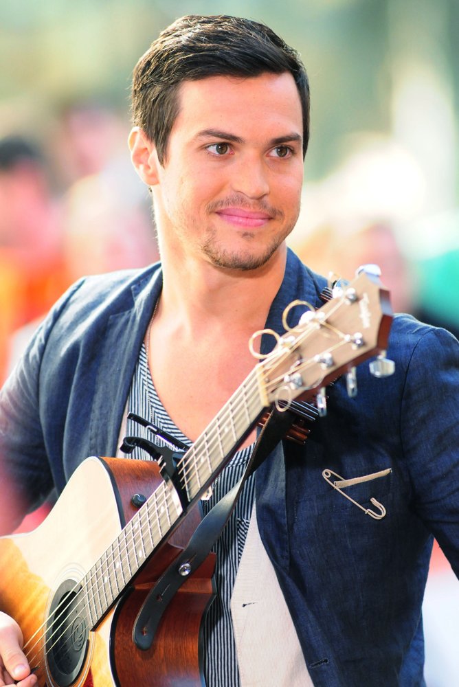 Alex Kinsey Picture 1 - Alex and Sierra Perform Live on The Today Show