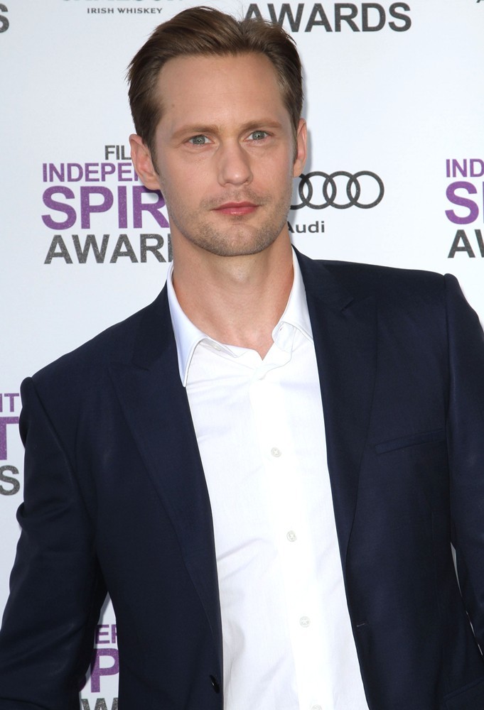 Alexander Skarsgard Picture 43 - 2012 Vanity Fair Oscar Party - Arrivals