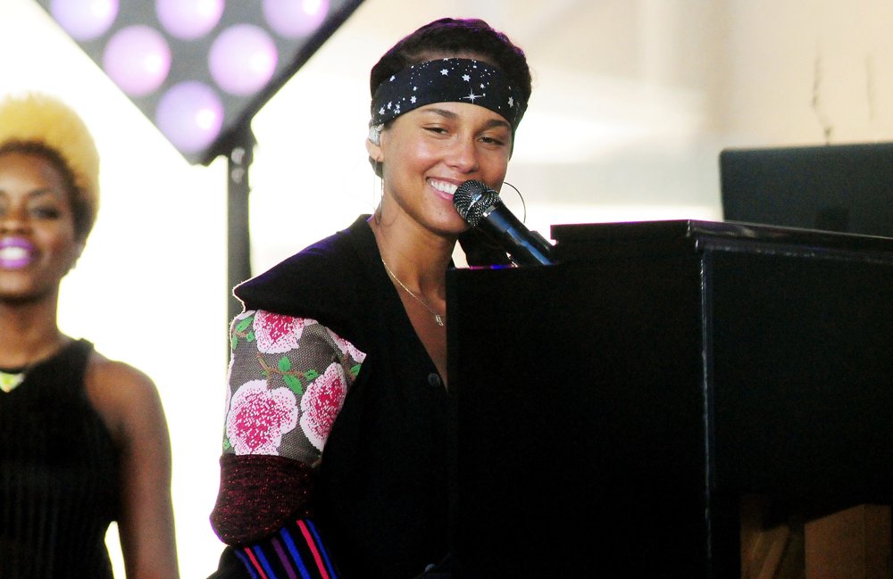 alicia-keys Picture 1 - Alicia Keys Performs on The Today Show Concert ...