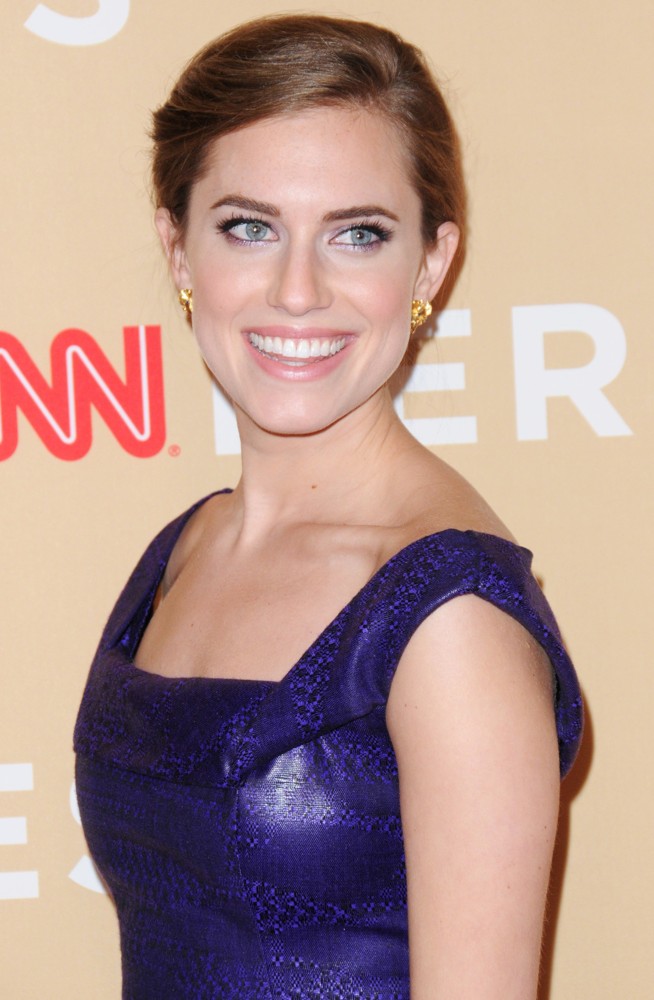 Allison Williams Picture 66 - 2013 CNN Heroes: An All Star Tribute ...