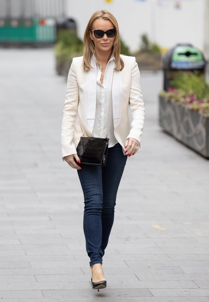 Amanda Holden Picture 1 - Amanda Holden at Global Studios | AceShowbiz