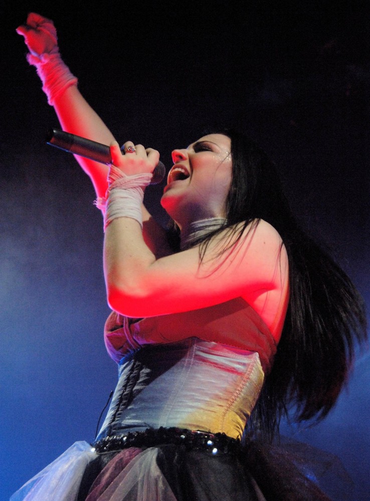 C.S. Lee Picture 1 - Amy Lee Performing Live in Concert at Santa ...