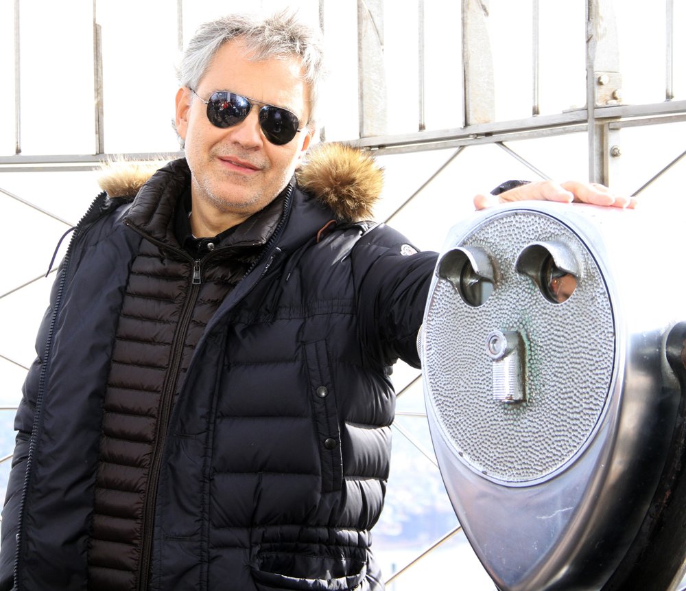 Andrea Bocelli Picture 1 - Andrea Bocelli at The Empire State Building ...