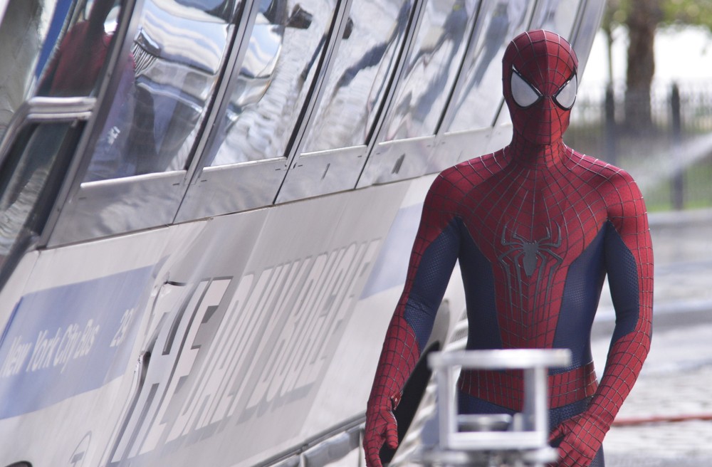Andrew Garfield Gets into Character as He Films Scenes for The Amazing ...