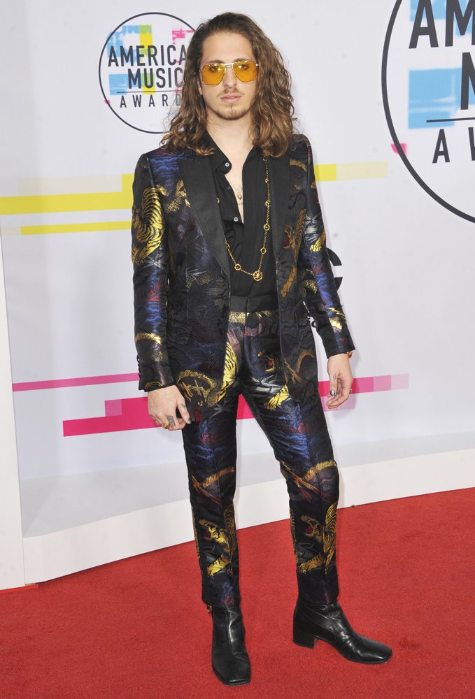 Andrew Watt Picture 1 - 2017 American Music Awards - Arrivals | AceShowbiz