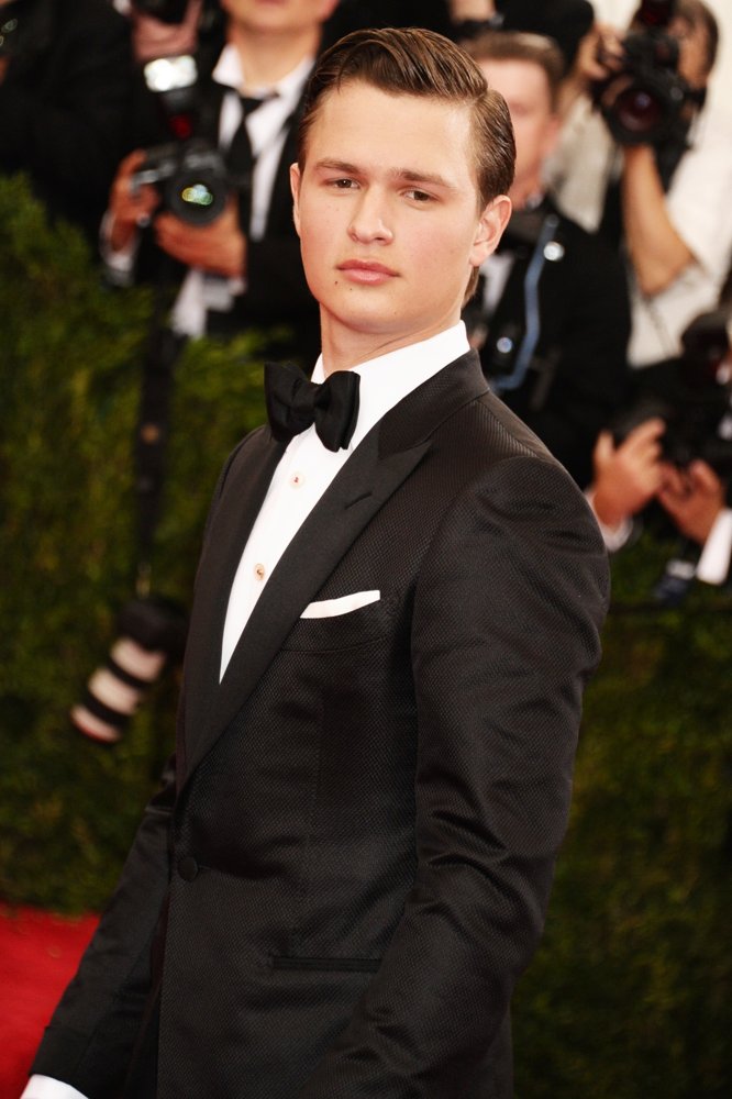 Ansel Elgort Picture 75 - US Premiere of The Divergent Series ...
